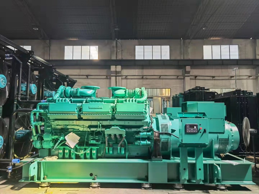 QSK78 G8 2.5mw 3 Phase Diesel Power Generators 400V 2500kw 18 Cylinder